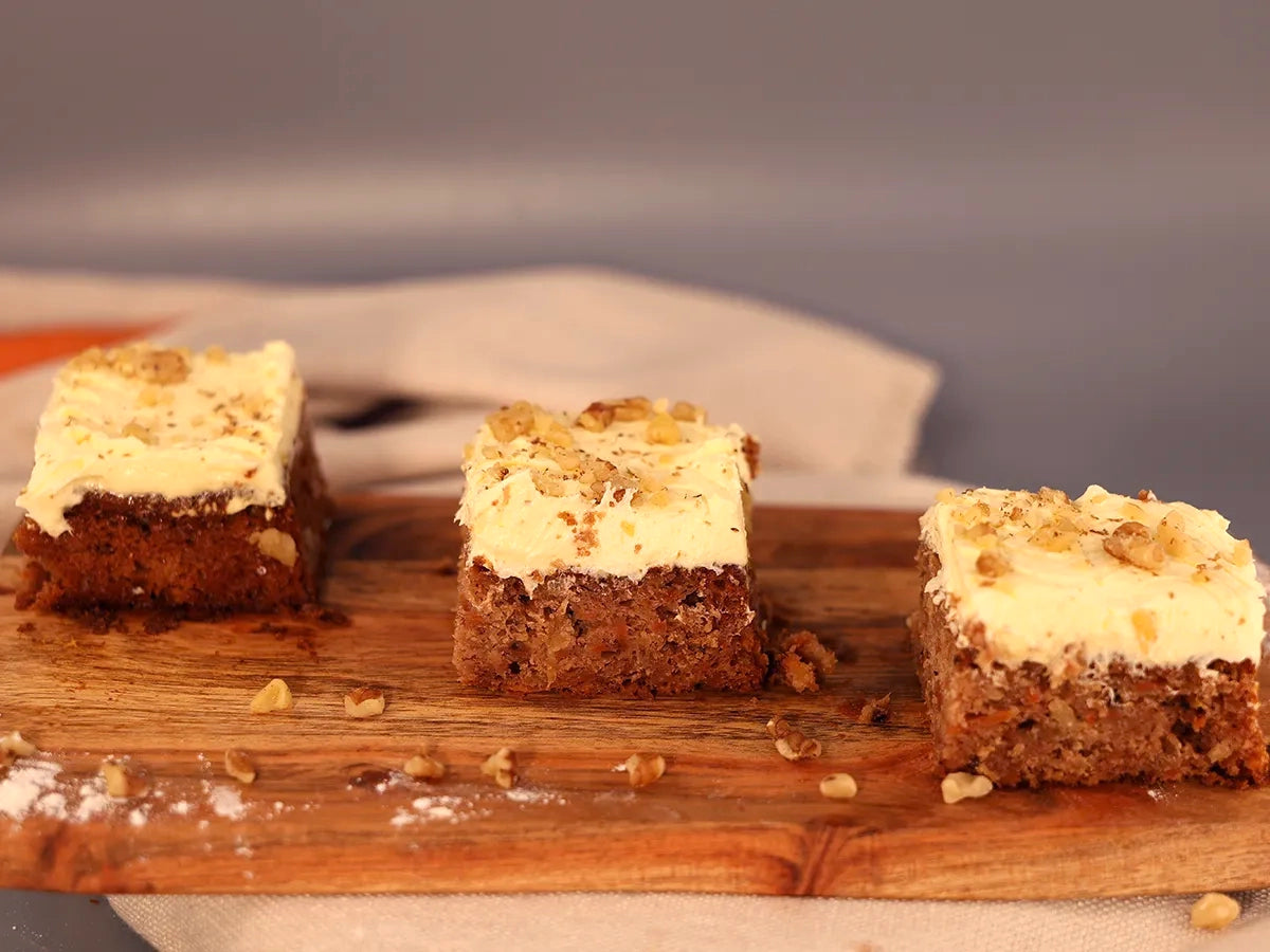 CARROT TRAY 30 – SG Bakery